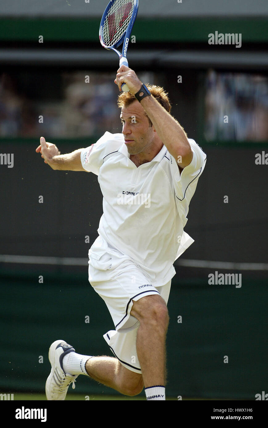 GREG RUSEDSKI WIMBLEDON CHAMPIONSHIPS 24 June 2002 Stock Photo - Alamy
