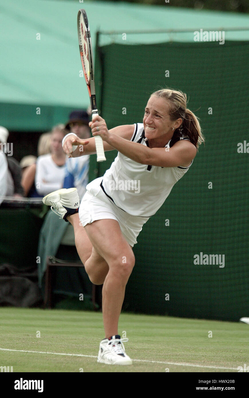 MAGDALENA MALEEVA BULGARIA WIMBLEDON LONDON ENGLAND 25 June 2003 Stock ...