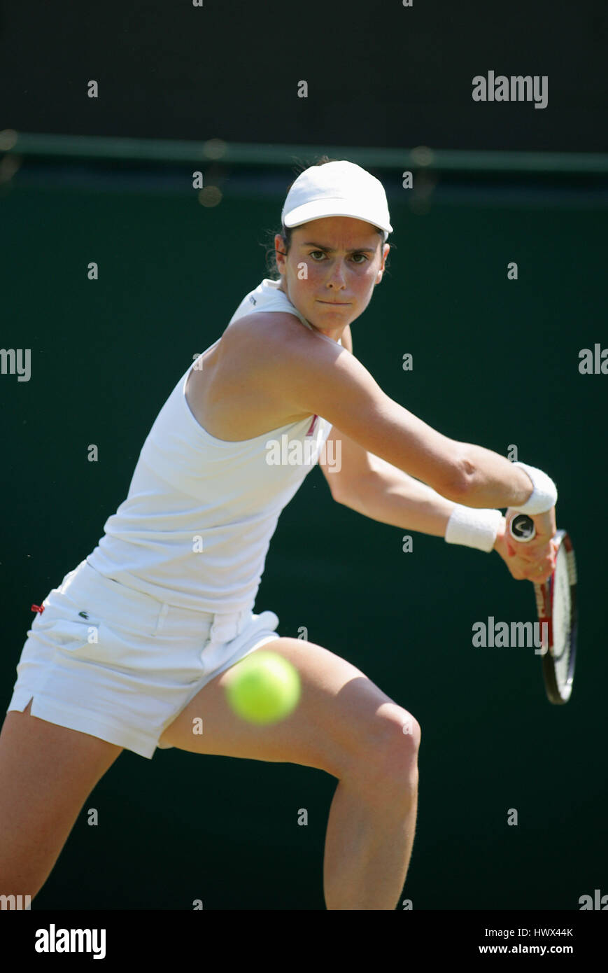 NATHALIE DECHY FRANCE WIMBLEDON 23 June 2005 Stock Photo - Alamy