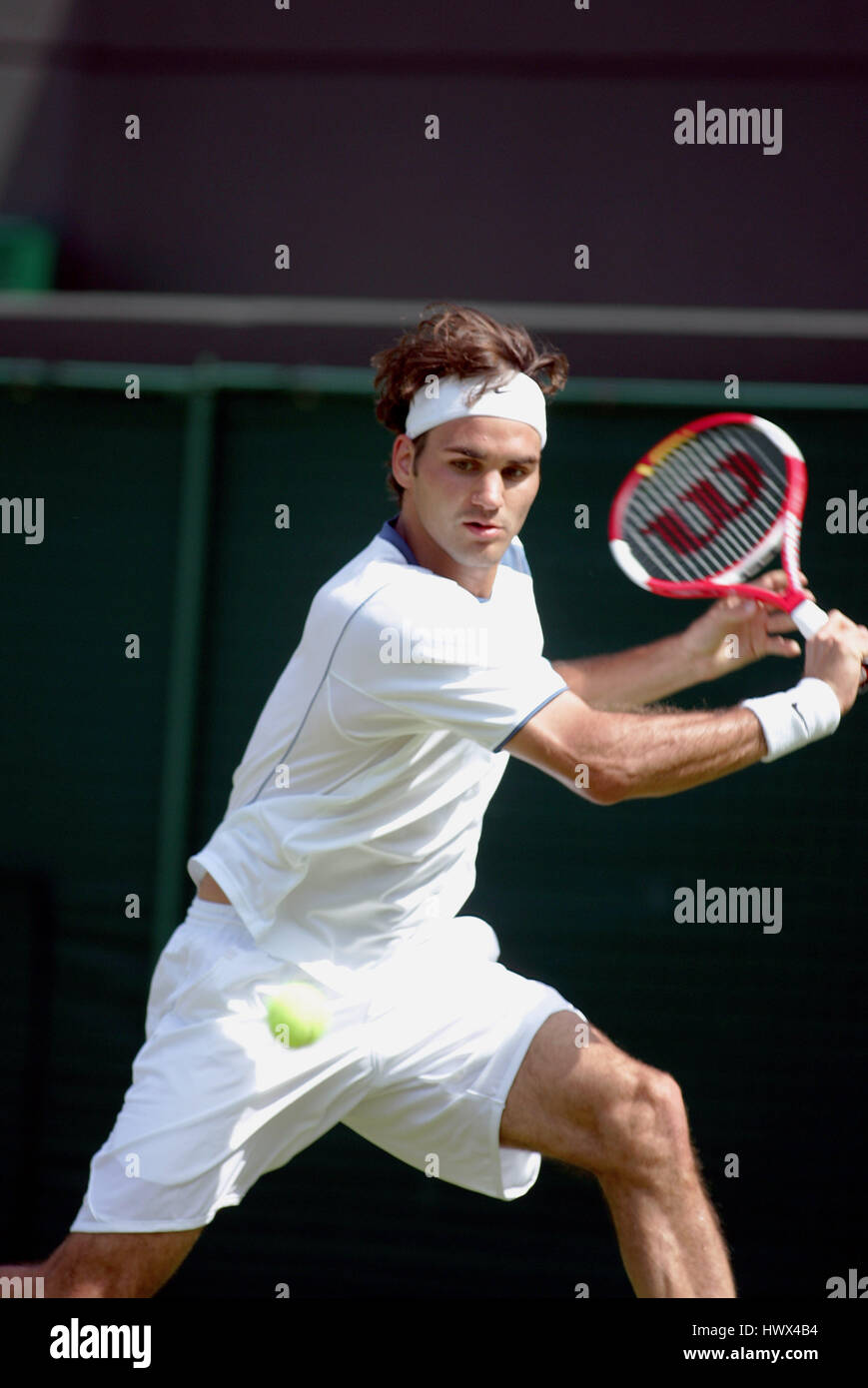 ROGER FEDERER SWITZERLAND WIMBLEDON 22 June 2005 Stock Photo - Alamy