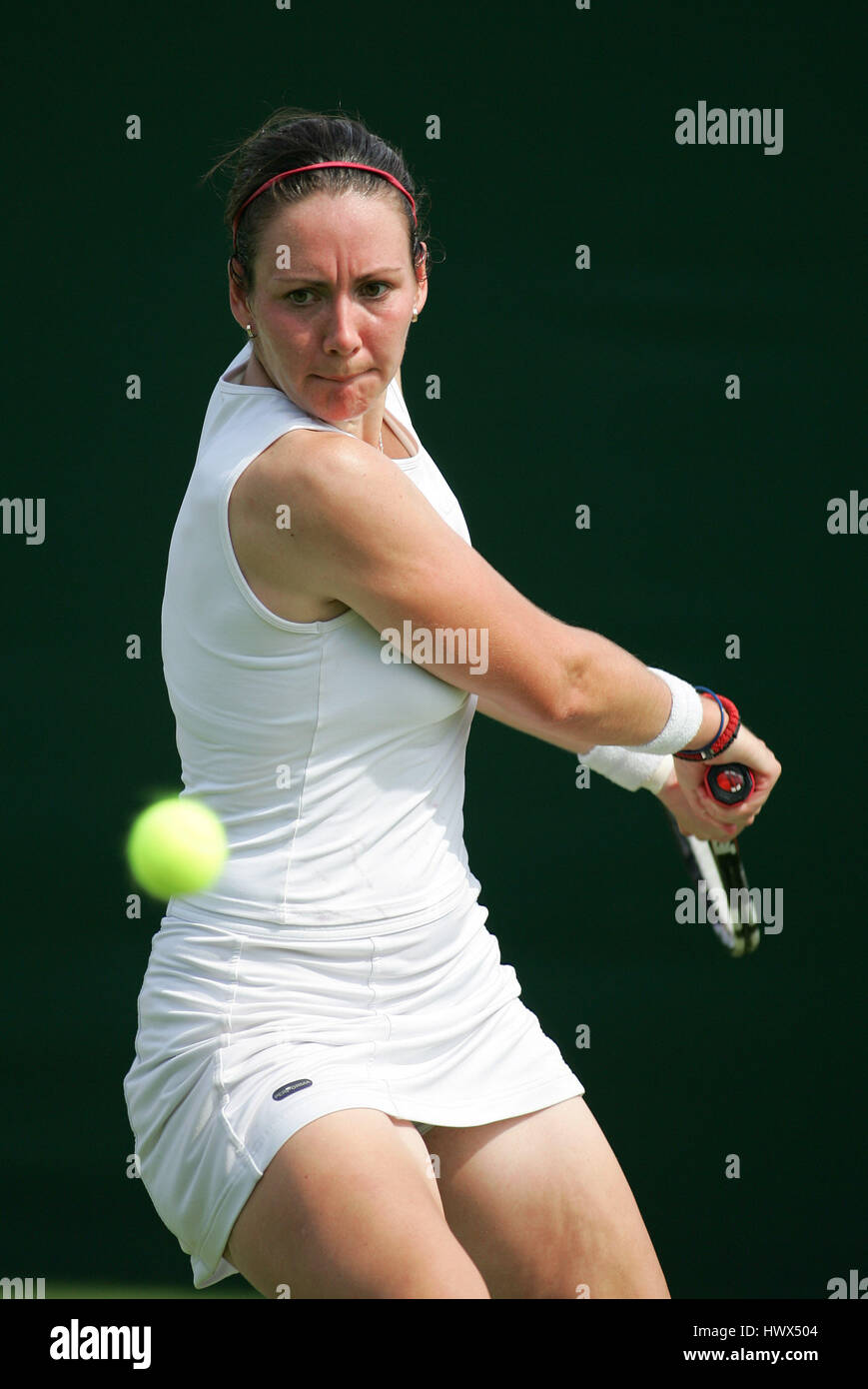 SARAH BORWELL GREAT BRITAIN WIMBLEDON LONDON ENGLAND 20 June 2005 Stock ...