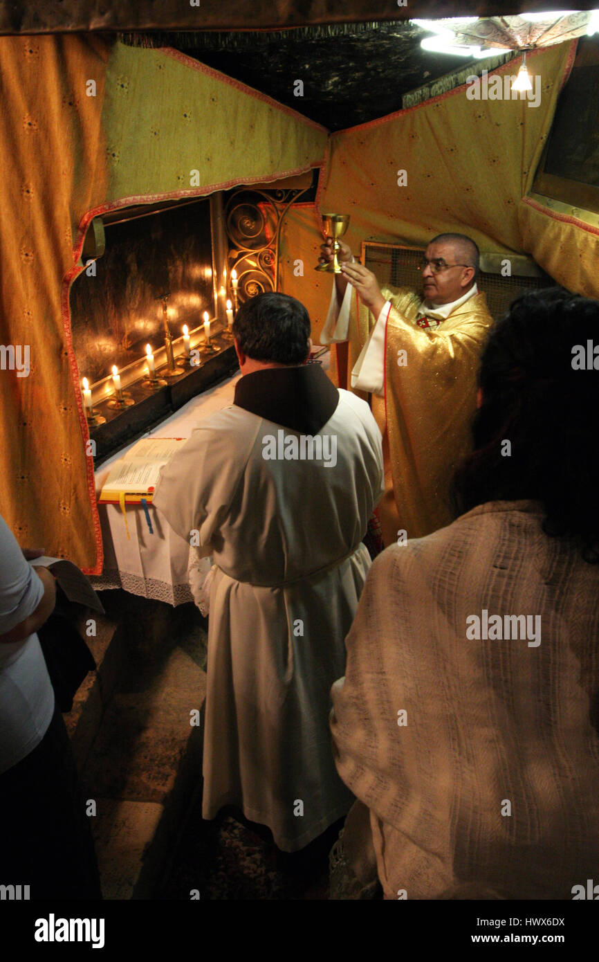 Grotto basilica of nativity bethlehem hi-res stock photography and ...