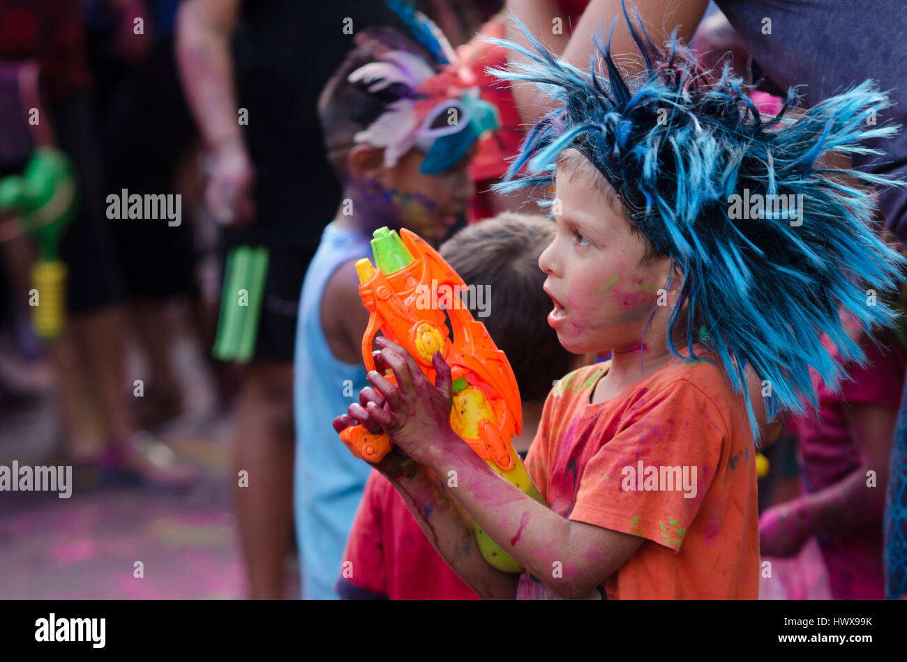 Indian kids dancing hi-res stock photography and images - Alamy