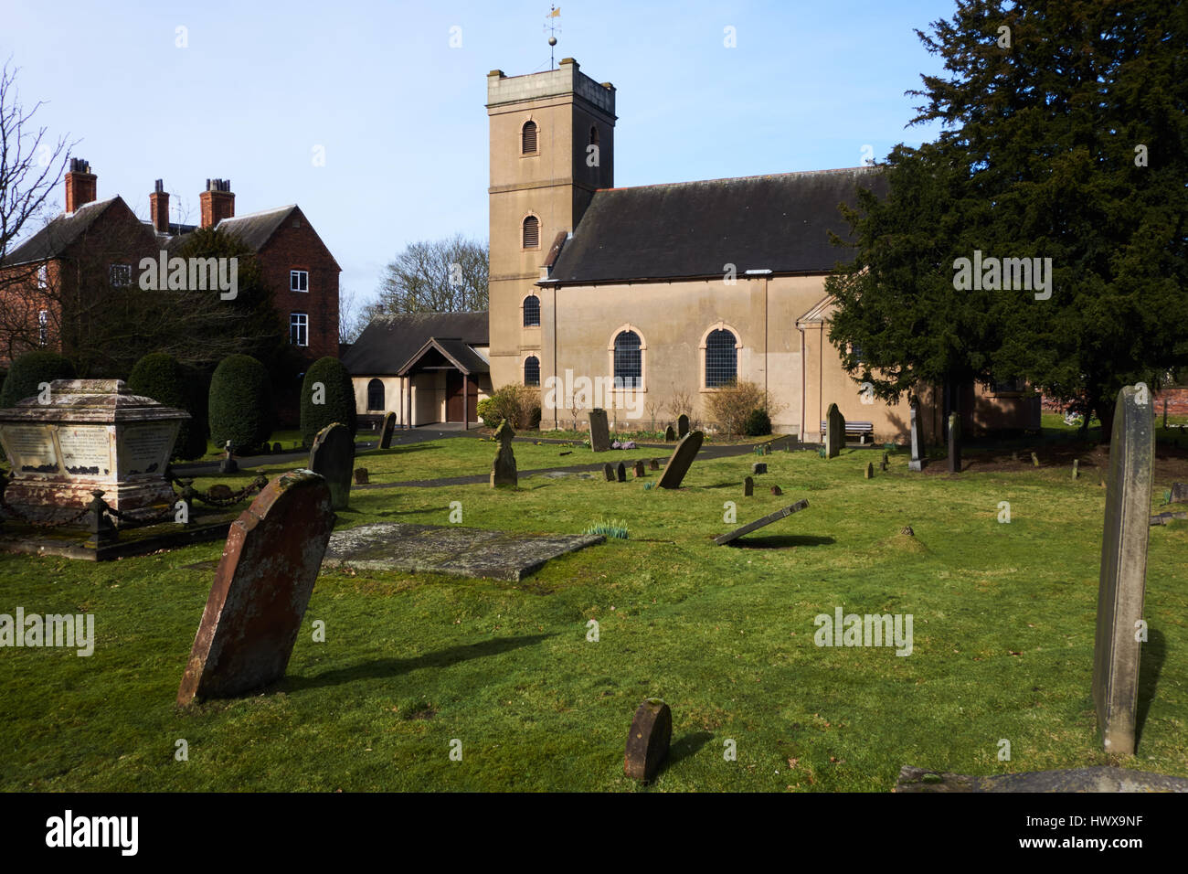 English church yard hi-res stock photography and images - Alamy