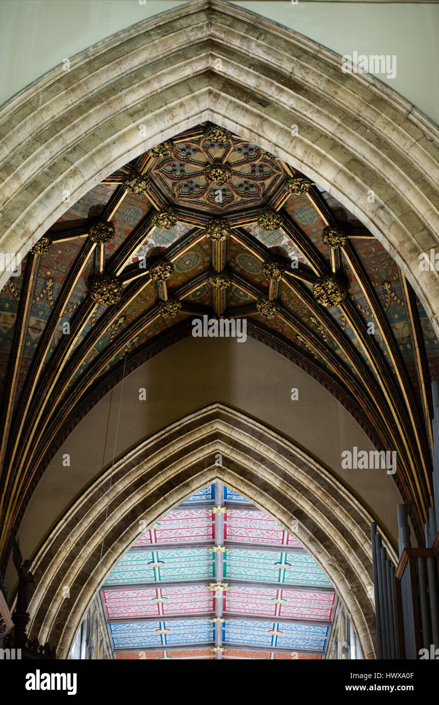 Holy trinity church hull minster hull hi-res stock photography and ...