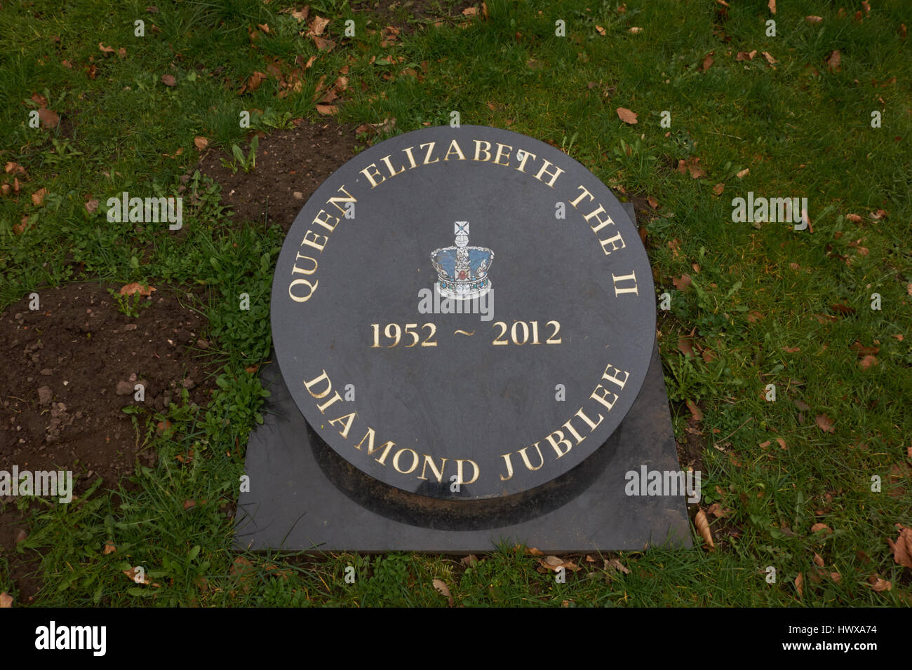 Queen Elizabeth Diamond Jubilee Commemorative Plaque. Kinver ...