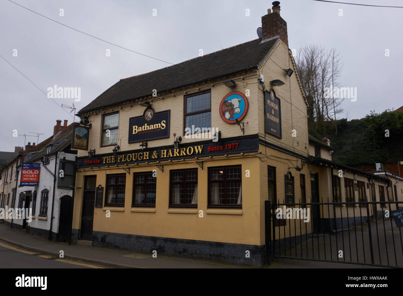 Plough and harrow pub hi-res stock photography and images - Alamy