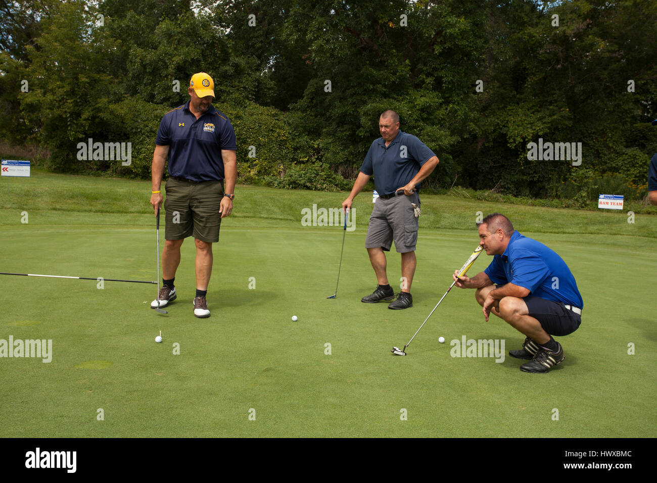 Golfcart hi-res stock photography and images - Alamy