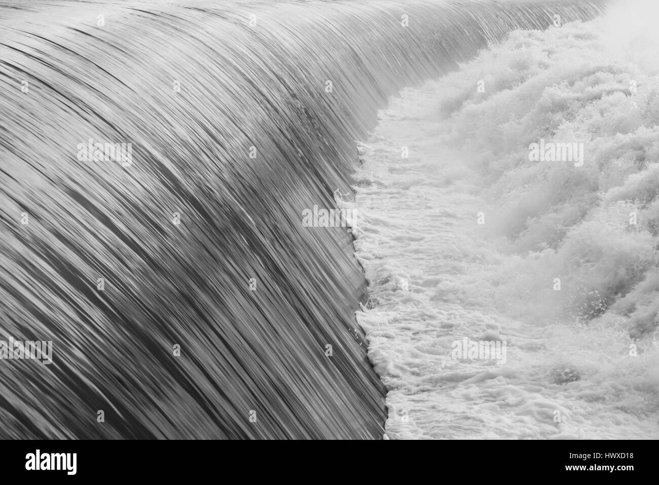 Water texture waterfall dam hi-res stock photography and images - Alamy