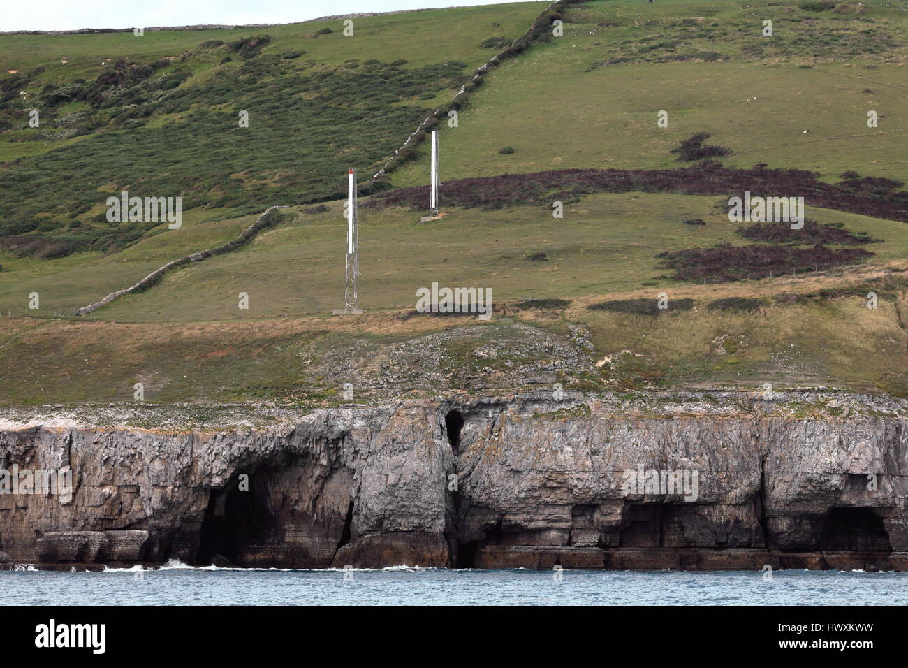 Cliff structures rock striations and the western one mile indicator ...