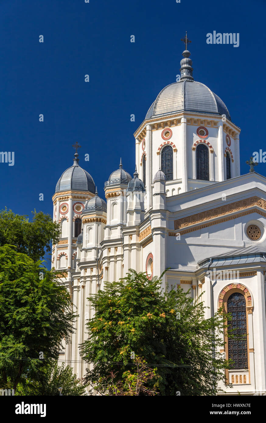 Building old new bucharest romania hi-res stock photography and images ...