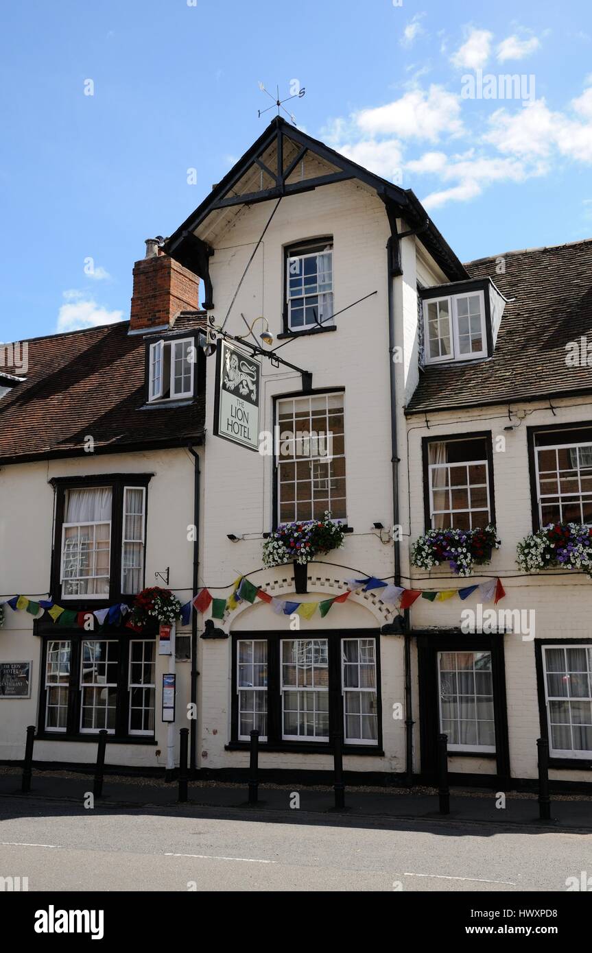 The Lion Hotel, Buckden, Cambridgeshire, dates to c1500 Stock Photo - Alamy