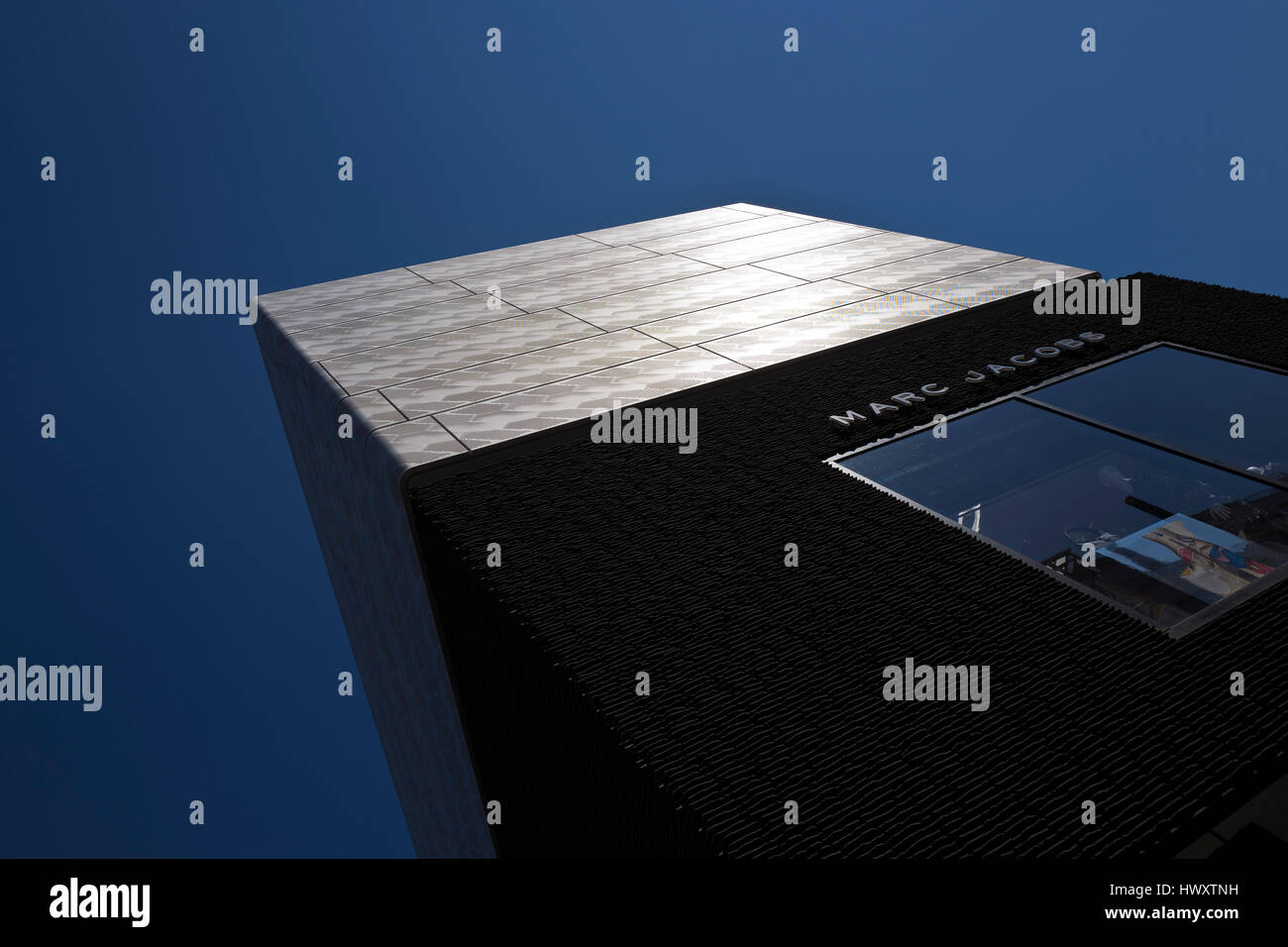 Modern architecture of japan hi-res stock photography and images - Alamy