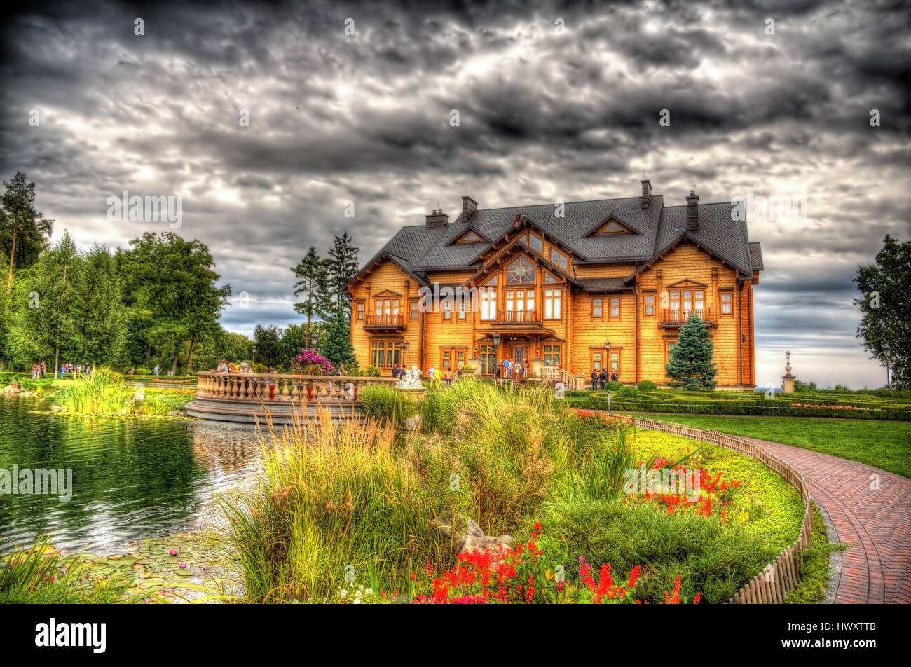 Main building of Mezhyhirya, the residence of Yanukovych Stock Photo ...