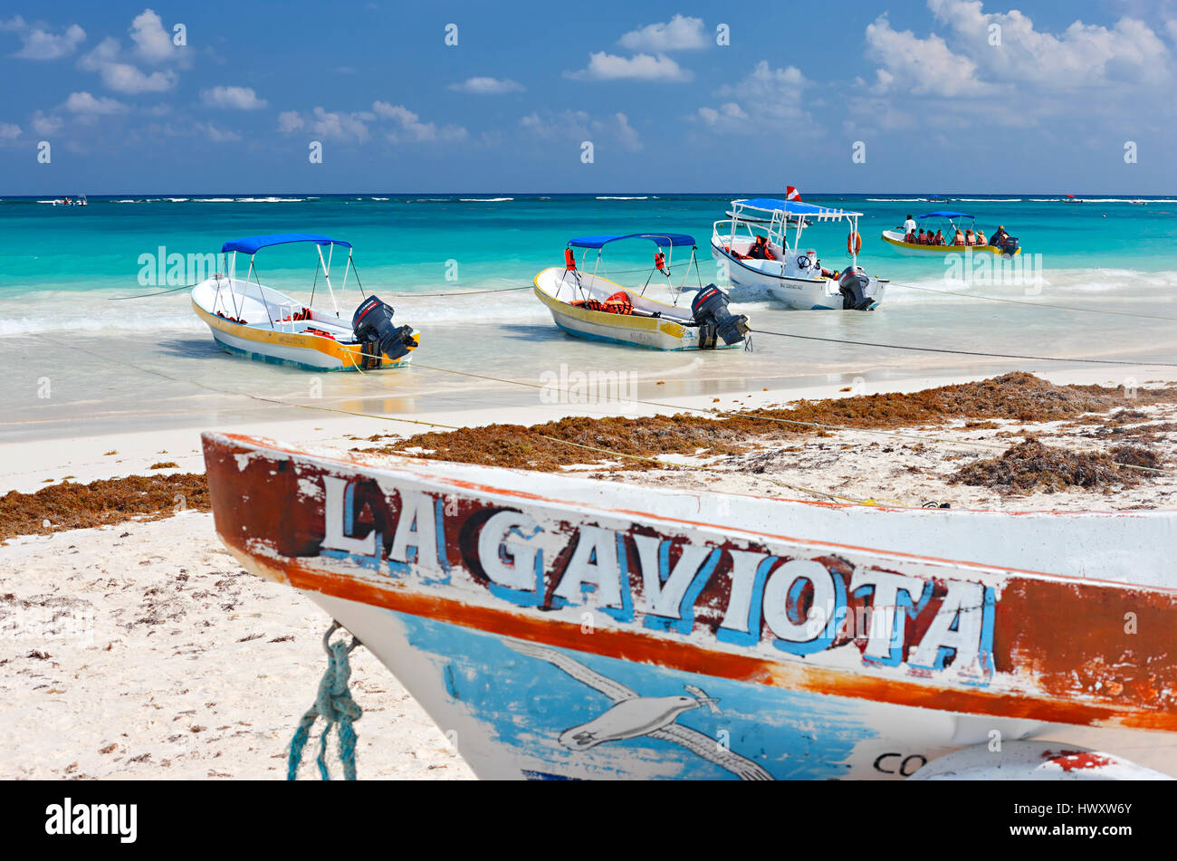 Tulum boat water hi-res stock photography and images - Alamy