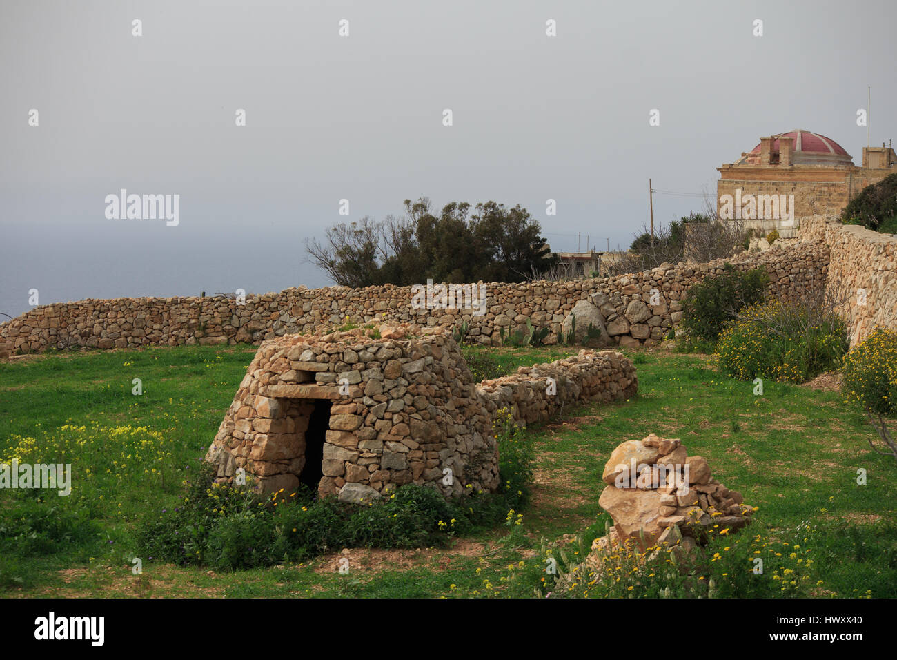 Ancient farmer's hut "girna" in Malta Stock Photo - Alamy