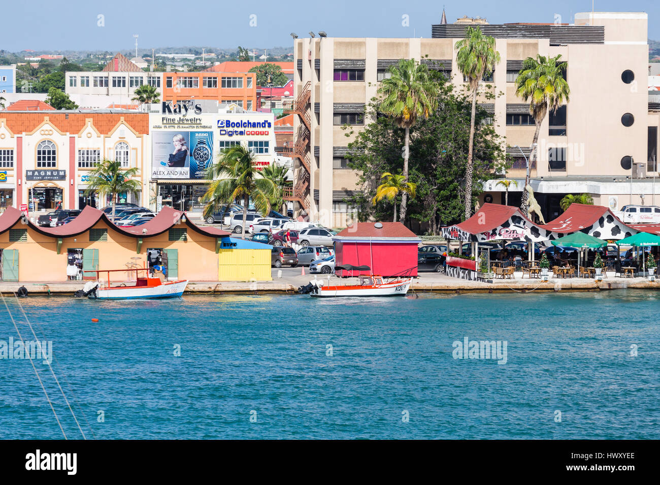 Colorful buildings in Oranjestad on the island of Aruba Stock Photo - Alamy