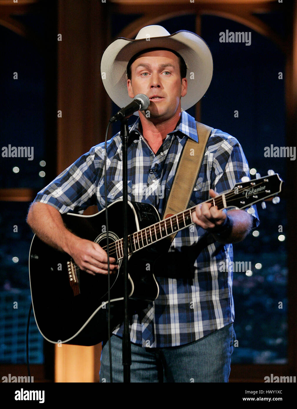 Rodney Carrington performs during a segment of 'The Late Late Show with ...