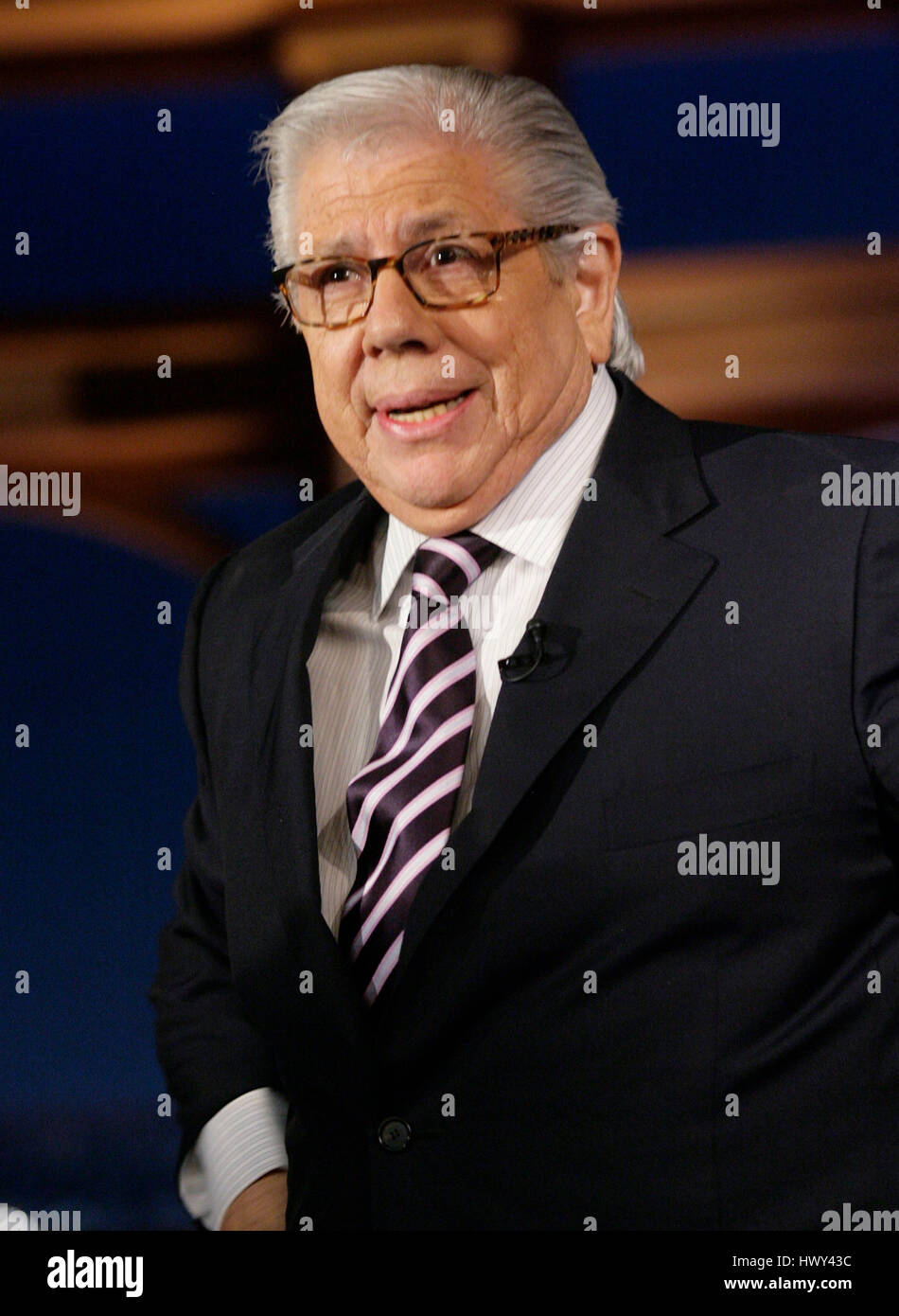 Journalist Carl Bernstein during a segment of 'The Late Late Show with ...