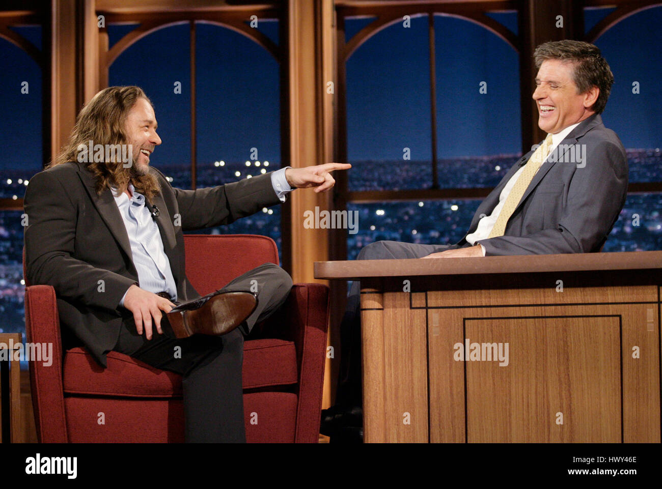 Actor Russell Crowe, left, chats with host Craig Ferguson during a ...