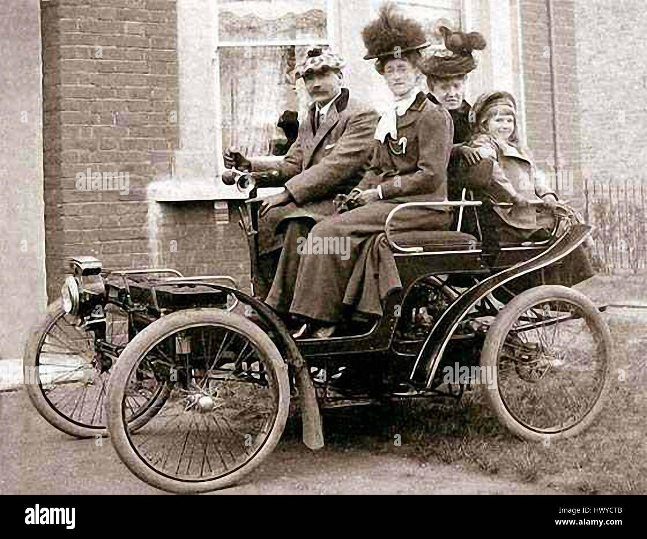 The 1898 Decauville Voiturette is a vintage car model produced by the ...