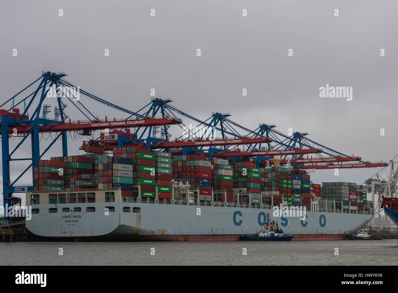 Hamburger Hafen,harbour,port,rickmer rickmers,sailing,ship,container ...