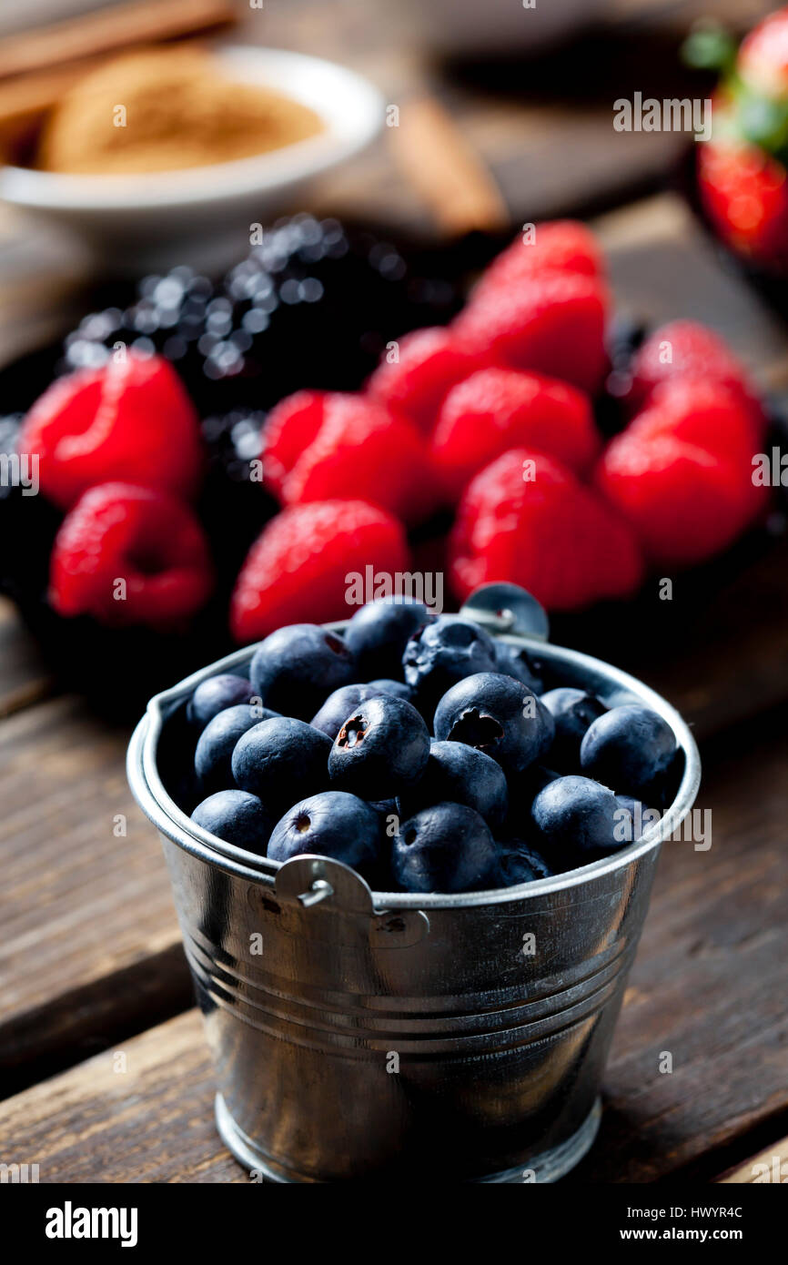 Pail of blueberries Stock Photo - Alamy