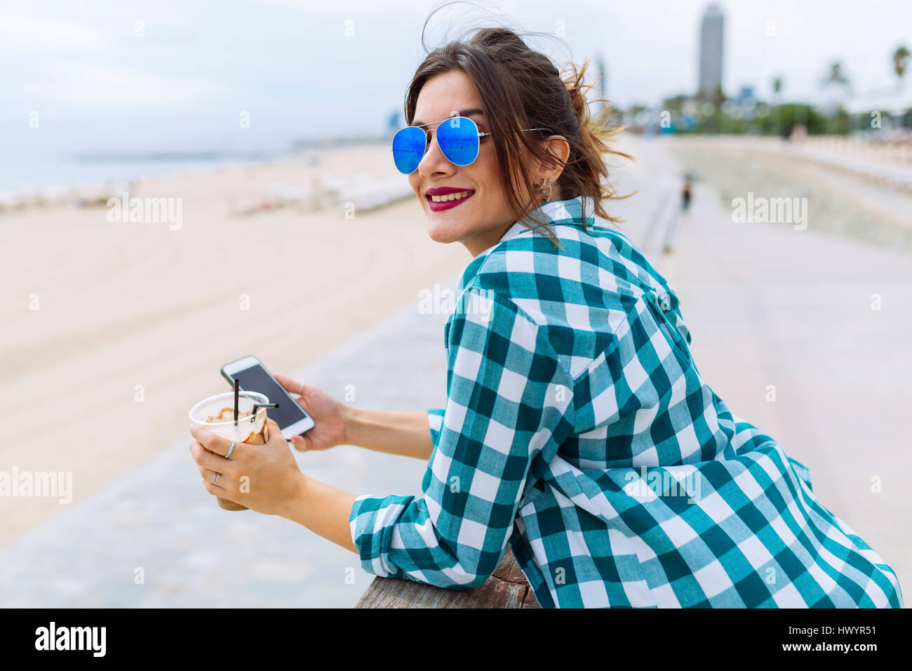 Smart beach cup hi-res stock photography and images - Alamy