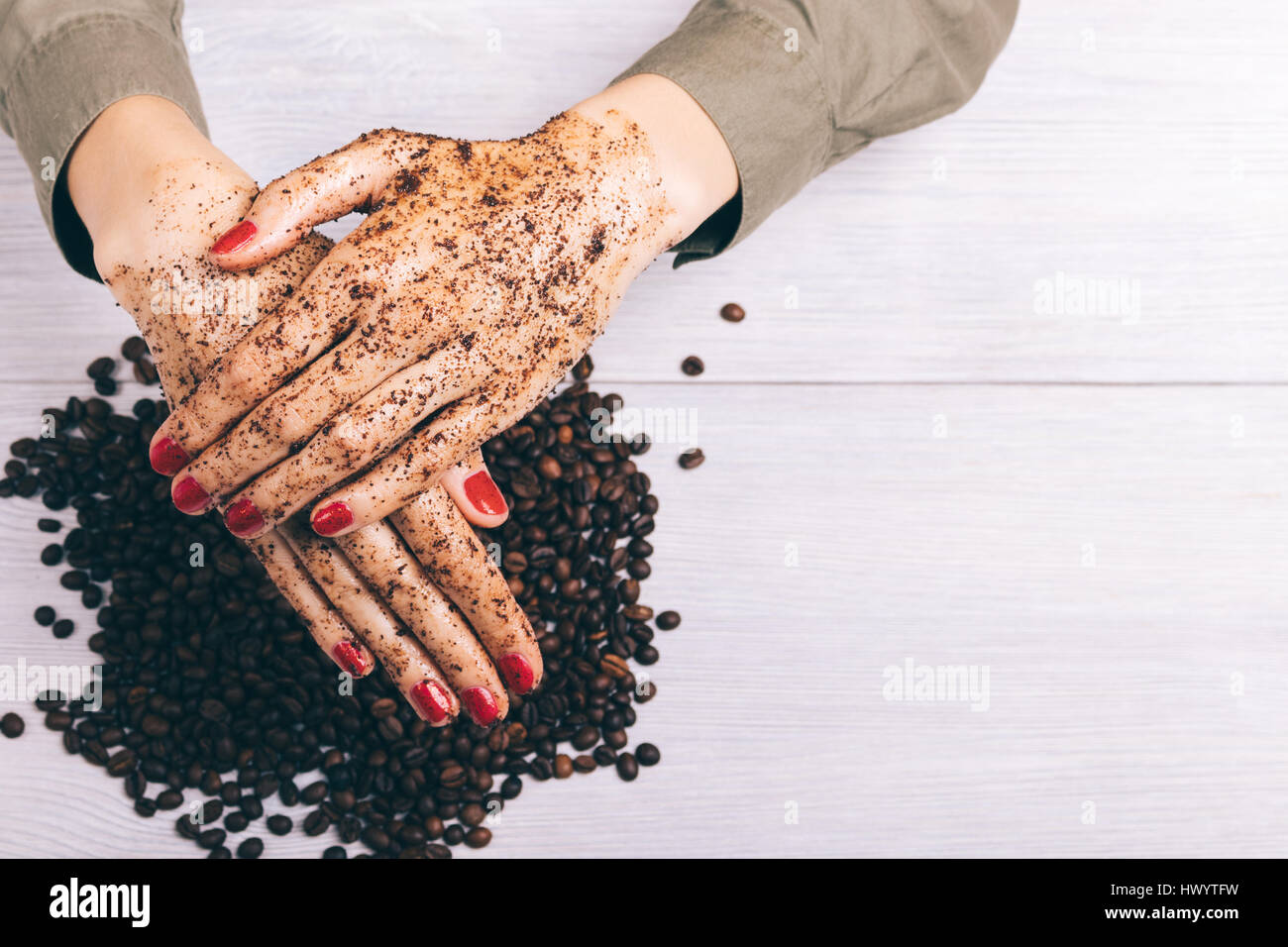 Scrub hands hi-res stock photography and images - Alamy