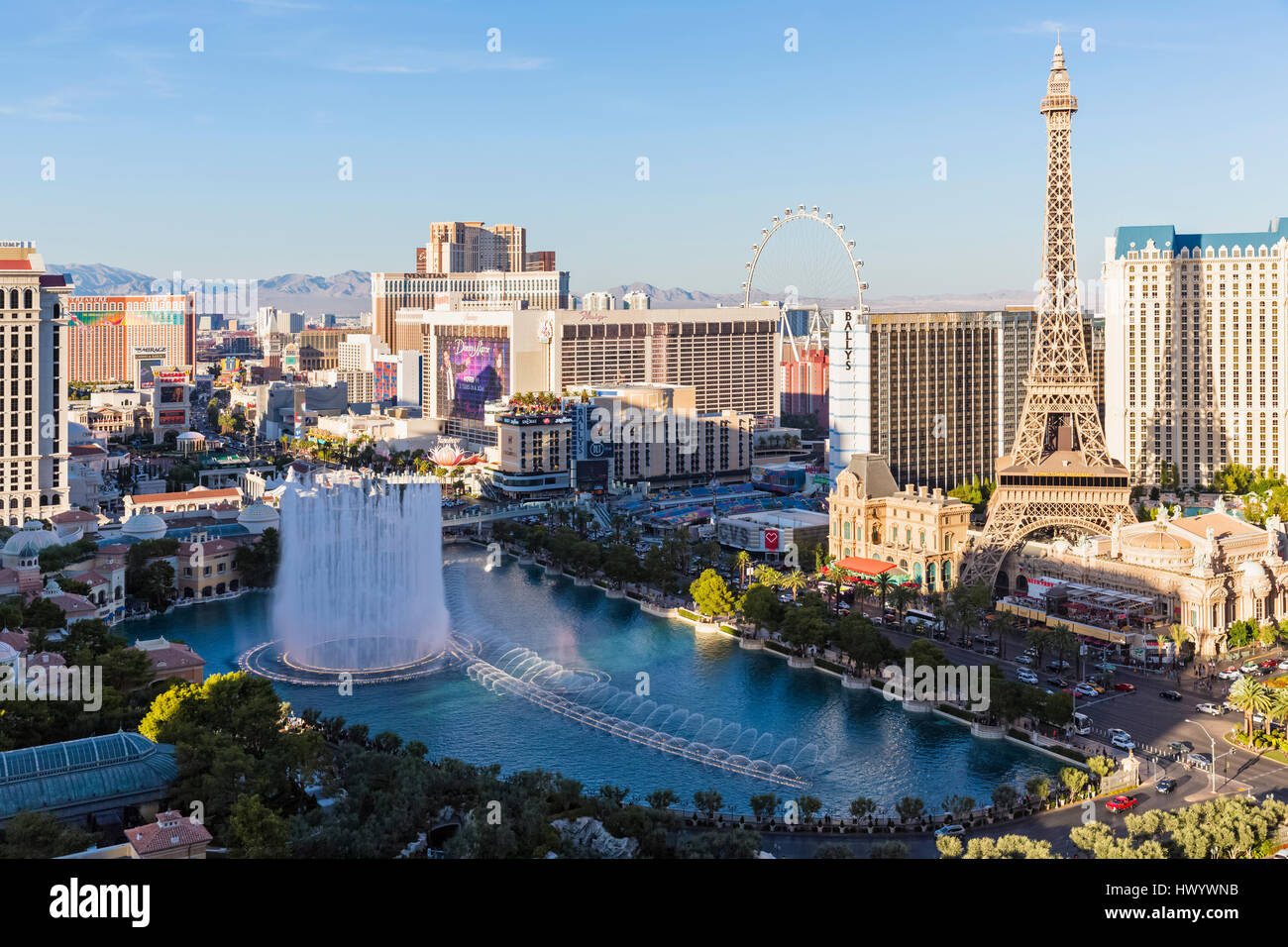 USA, Nevada, Las Vegas, Strip, fountain of hotel Bellagio and Eiffel Tower Stock Photo - Alamy