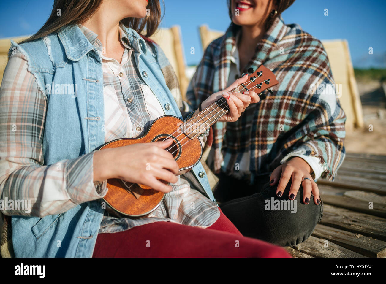 Playing instrument on a beach hi-res stock photography and images - Alamy