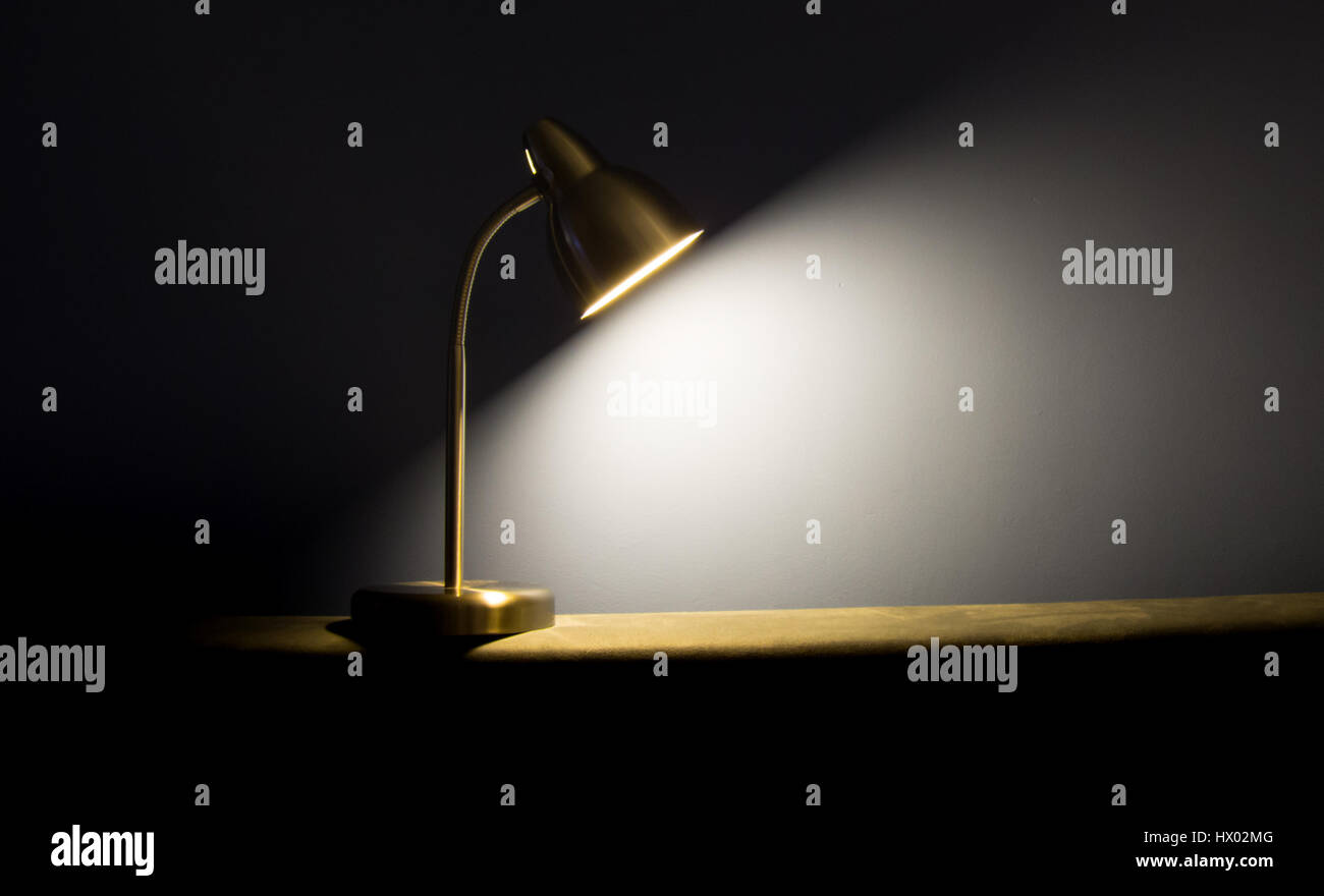 Dark study hi-res stock photography and images - Alamy