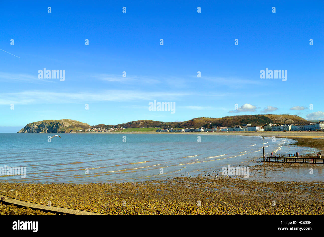 Llandudno North shore beach in North Wales Stock Photo - Alamy