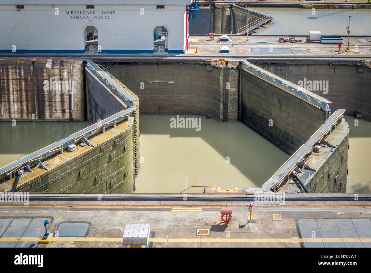 Panama canal gates opening hi-res stock photography and images - Alamy