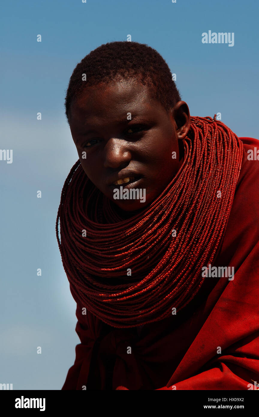 El Molo woman, this is the smallest african tribe with around 150 ...