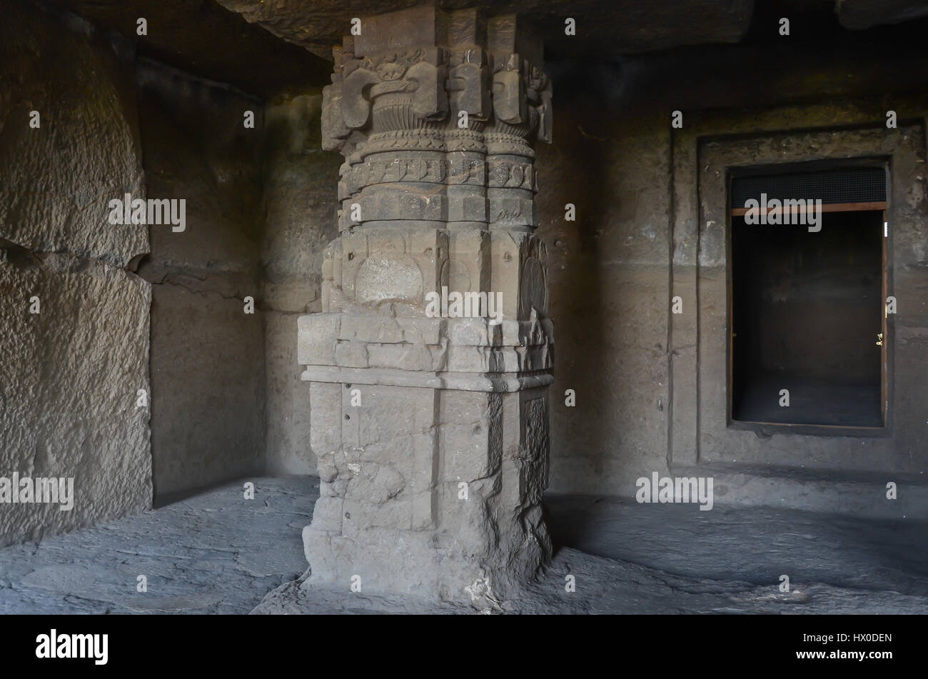 Ajanta and ellora caves hi-res stock photography and images - Alamy