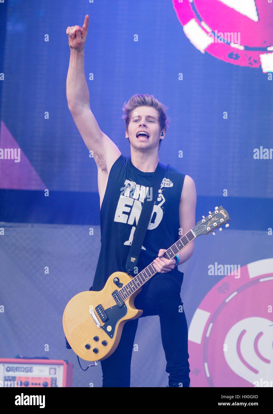 Luke Hemmings of 5 Seconds of Summer performs at the the iHeartRadio ...