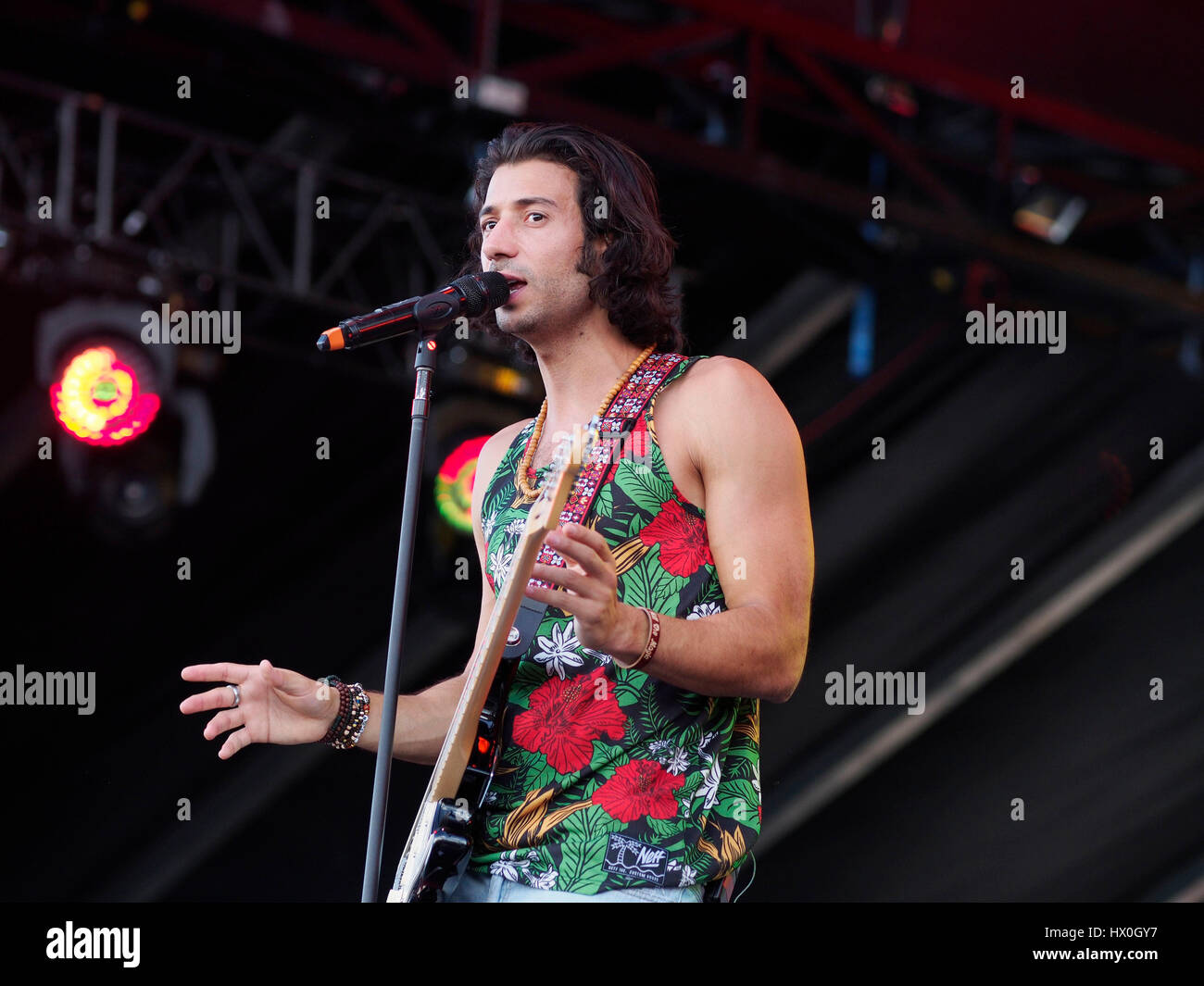 Magic The Band Lead Singer