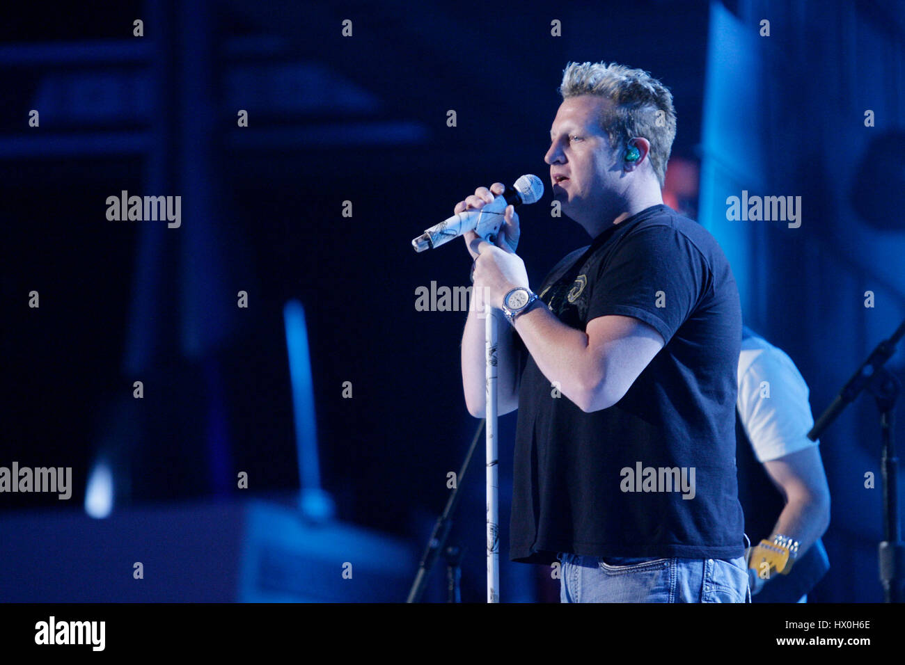Music artist rascal flatts hi-res stock photography and images - Alamy
