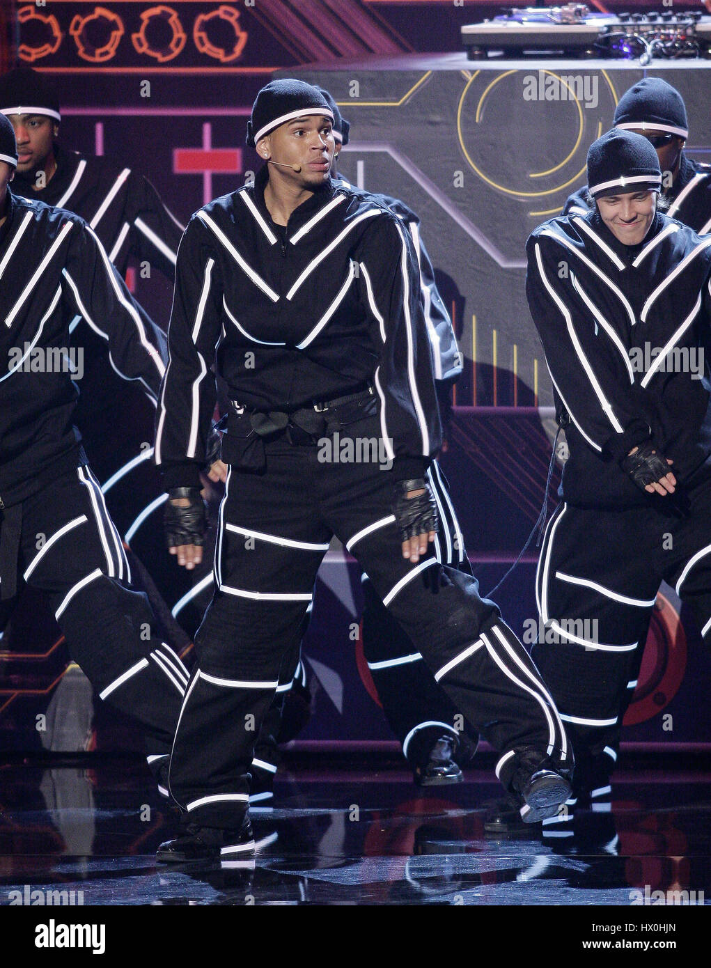 Chris Brown performs at the 2007 American Music Awards at the Nokia ...