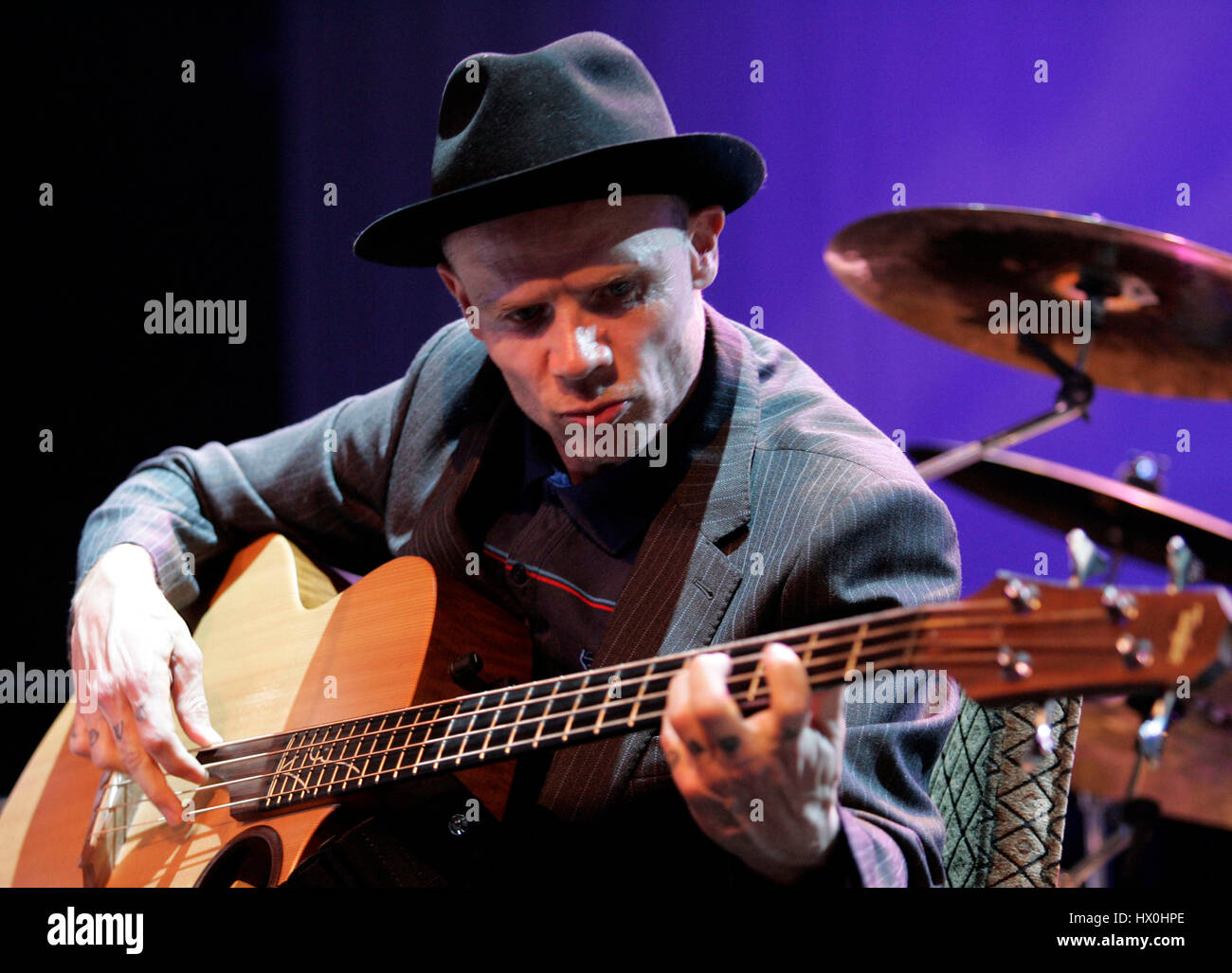 Red hot chili peppers bassist flea hi-res stock photography and images ...