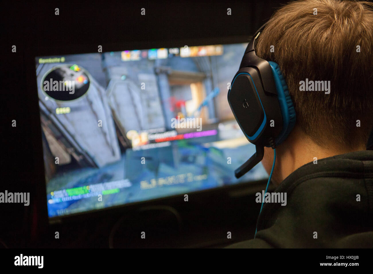Teams play in 5V5 counter strike global offensive LAN at talk and surf ...