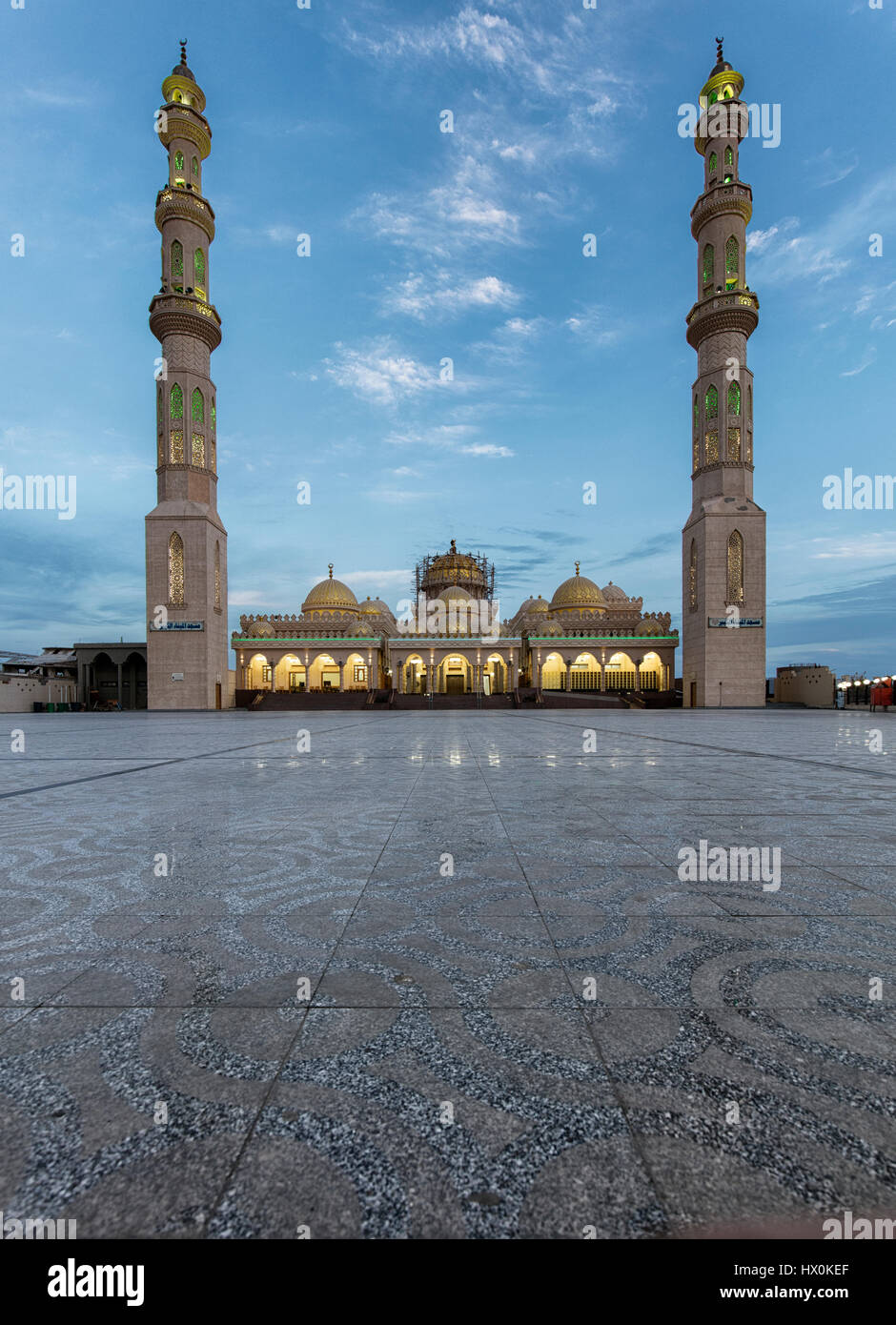 Islamic Mosque under construction in Hurghada, Egypt Stock Photo - Alamy