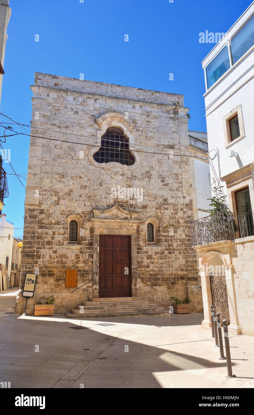 Turi church hi-res stock photography and images - Alamy