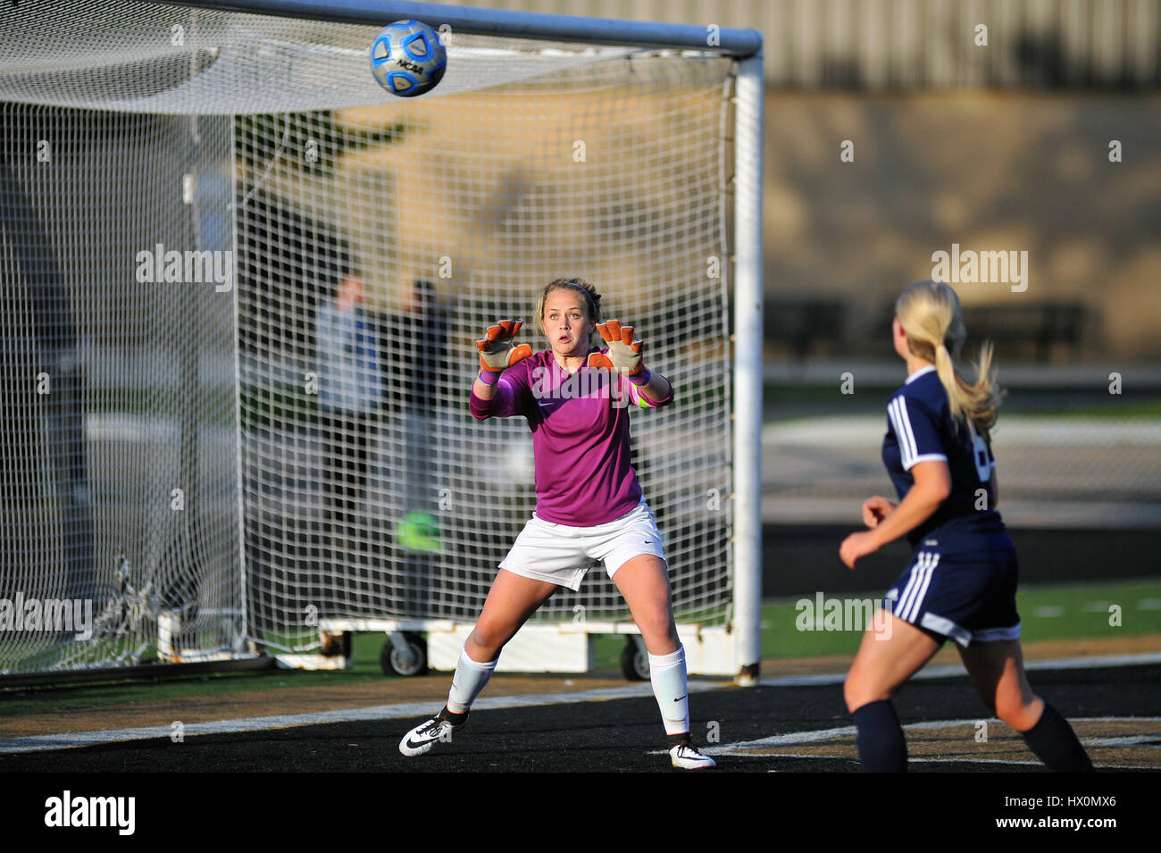 Keeper making a save hi-res stock photography and images - Alamy
