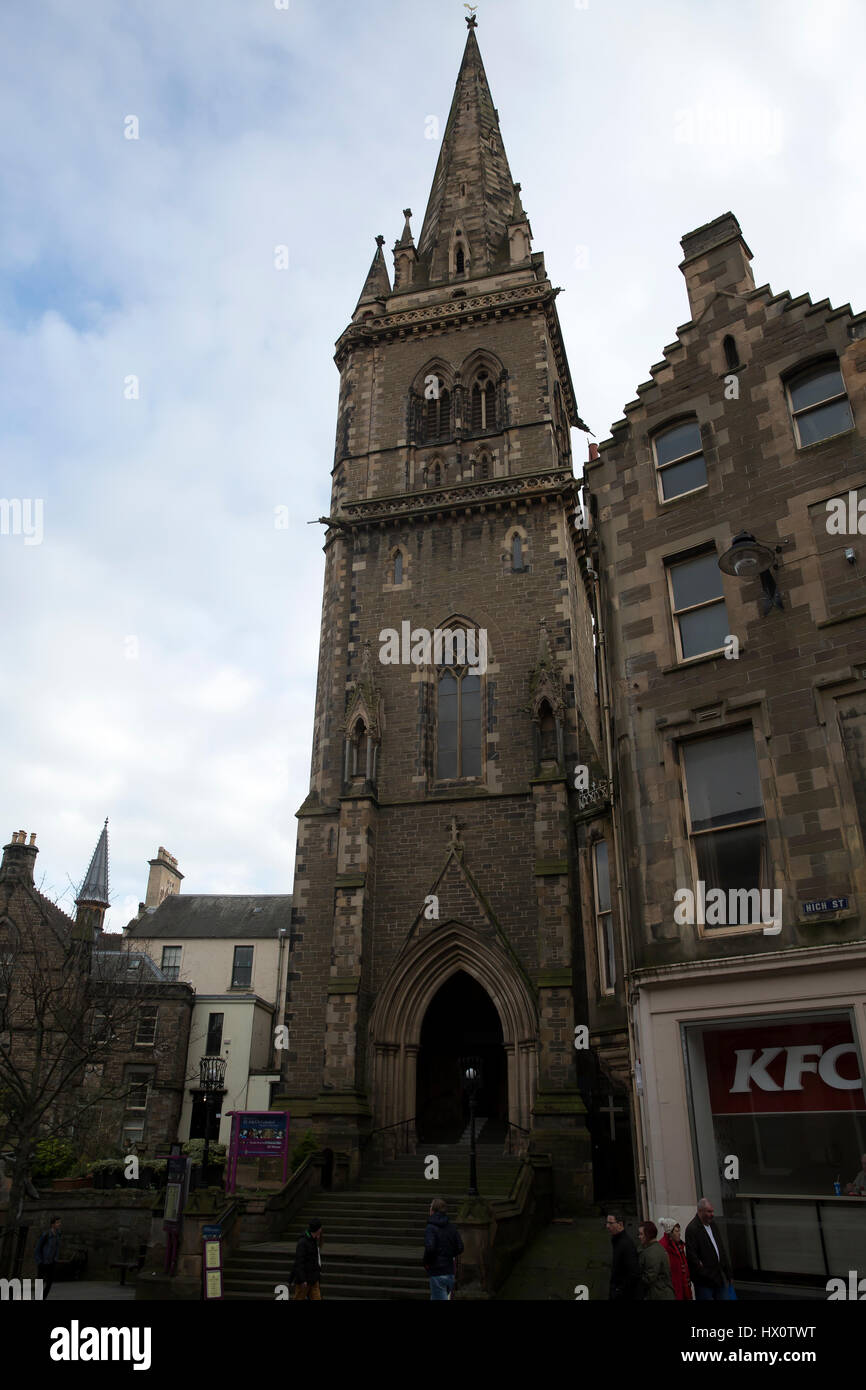 Church in Dundee Scotland Stock Photo - Alamy