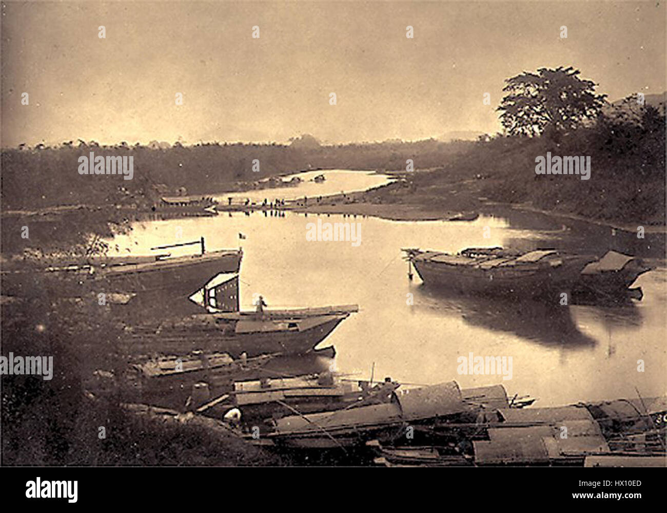 'Environ de HaNoi 1885' is a French colonial-era painting depicting the ...