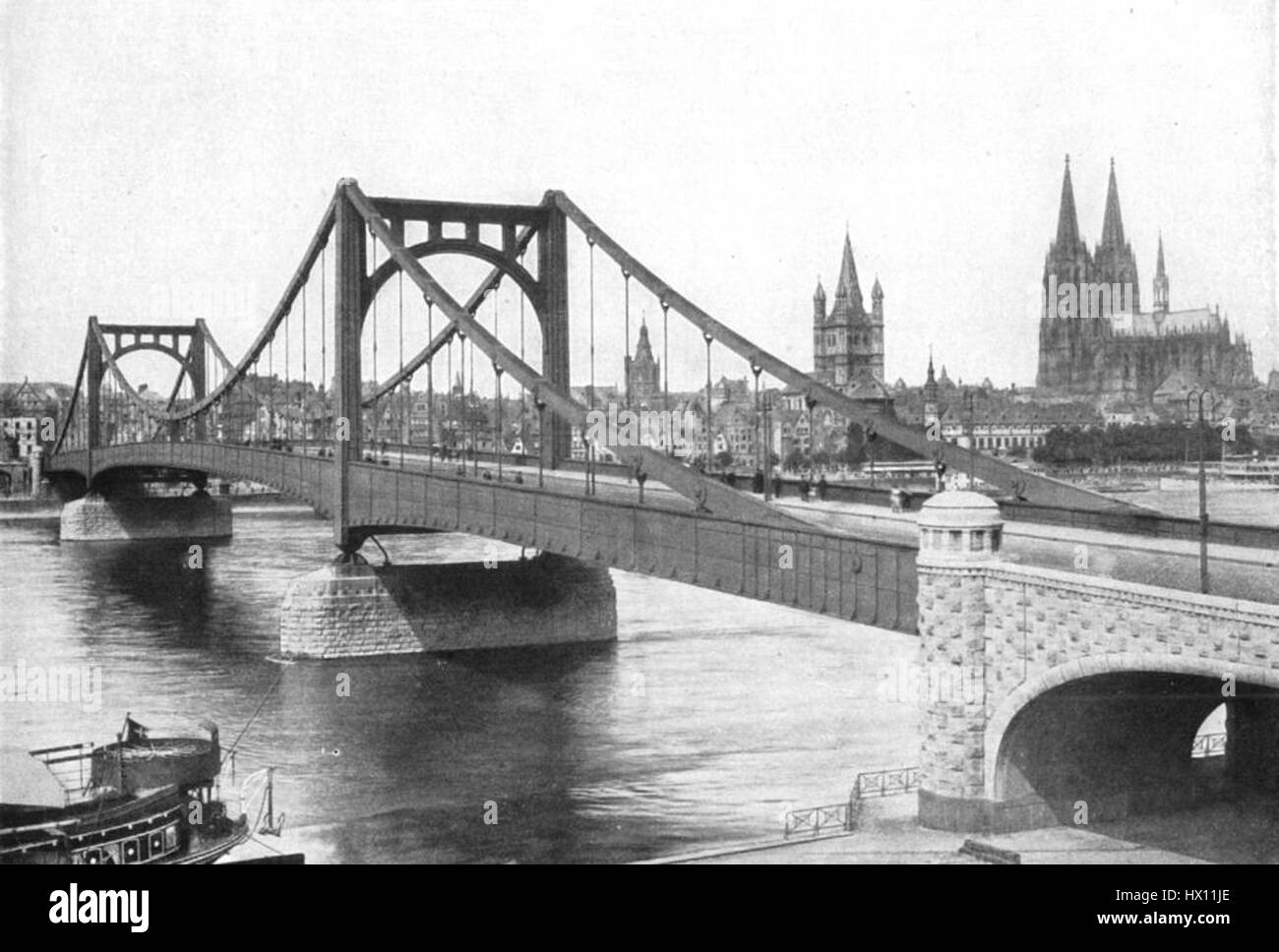 Rhine river in cologne Black and White Stock Photos & Images - Alamy