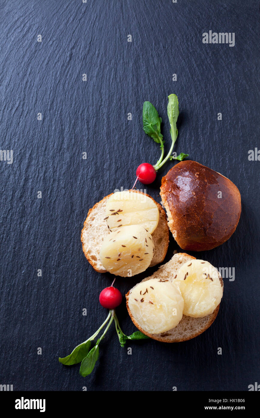 Rhenish delicacy halver hahn hi-res stock photography and images - Alamy