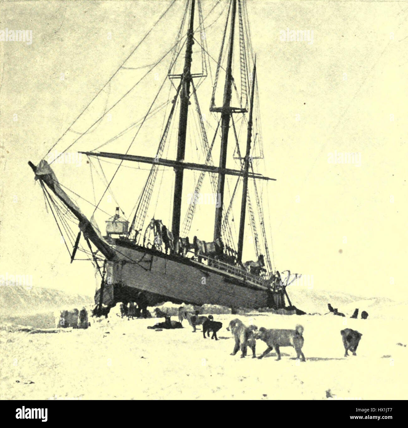 Polar exploration vessel hi-res stock photography and images - Alamy